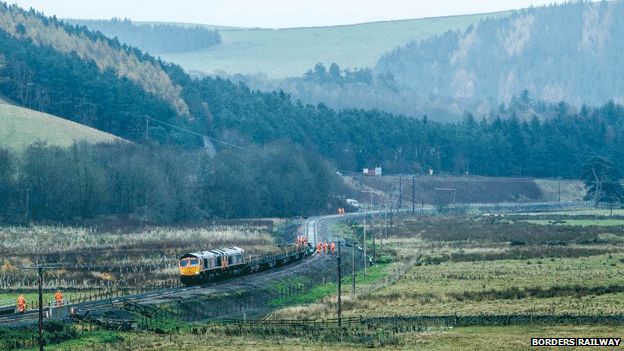 Borders to Edinburgh railway: Abellio outlines route goals - BBC News