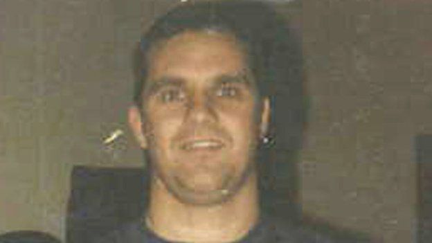 UVF murder of Bobby Moffett: Call for full disclosure - BBC News