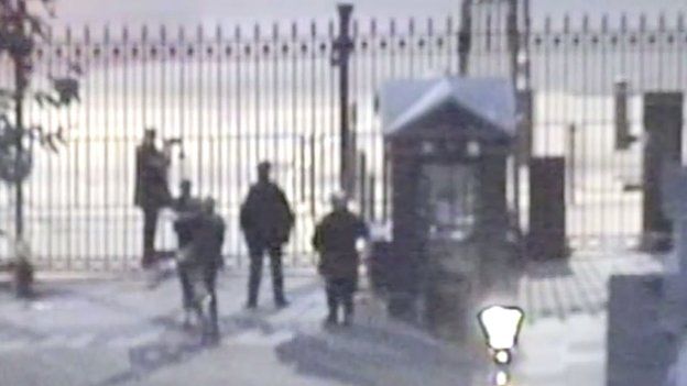 Plebgate: 'Andrew Mitchell should not have lost job', says ex-PC - BBC News