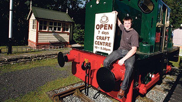 Erwood Station craft centre and gallery to reopen - BBC News