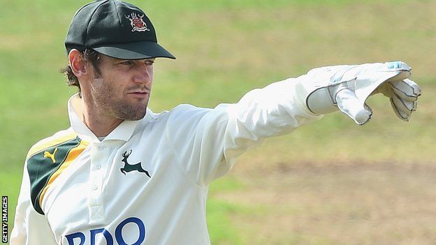 Chris Read extends Nottinghamshire contract - BBC Sport