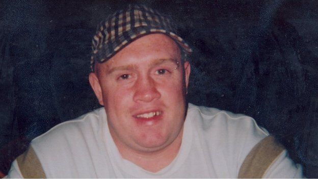 Andrew Dosiuk killer Michael Furniss jailed for life - BBC News