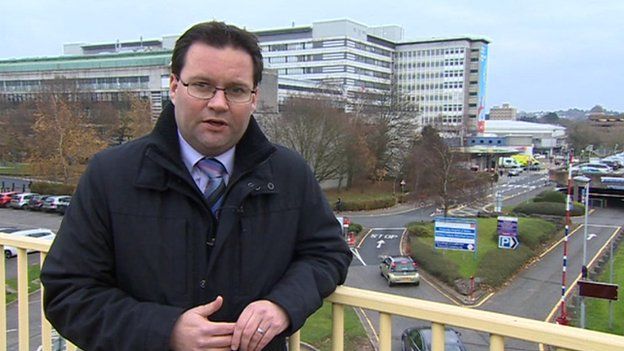 Minimum alcohol price law 'could save £900m' - BBC News