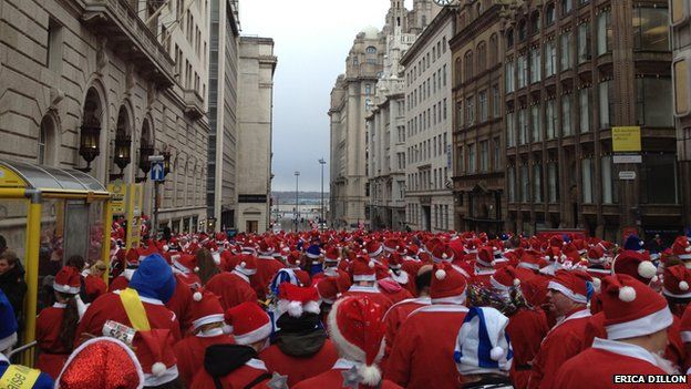Liverpool's Santa Dash: Thousands run to help secure world title - BBC News