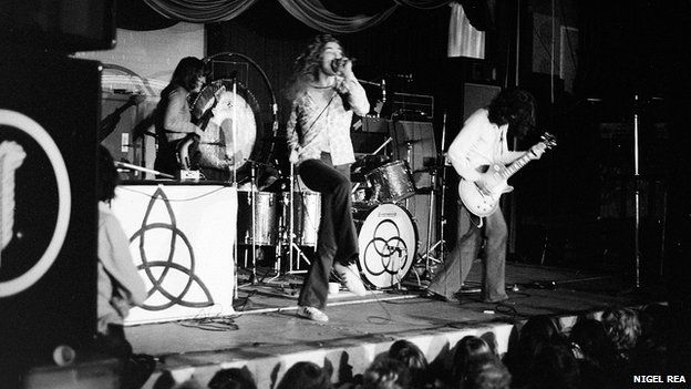 Led Zeppelin Ipswich gig poster sells for £2,500 after all - BBC News