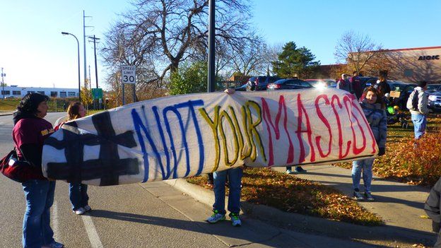 The activists asking the Washington Redskins to #changethename - BBC News The activists asking the Washington Redskins to #changethename - BBC News