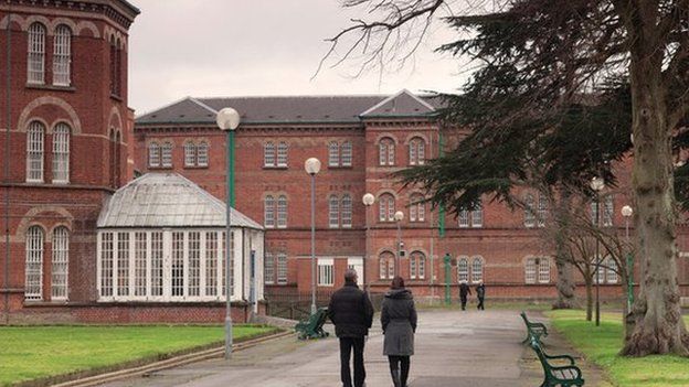 Broadmoor Hospital: Investigation into fraud and overspend claims - BBC ...