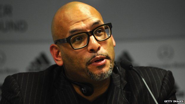 A Life Less Lonely: John Amaechi felt 'isolated' as NBA star - BBC News