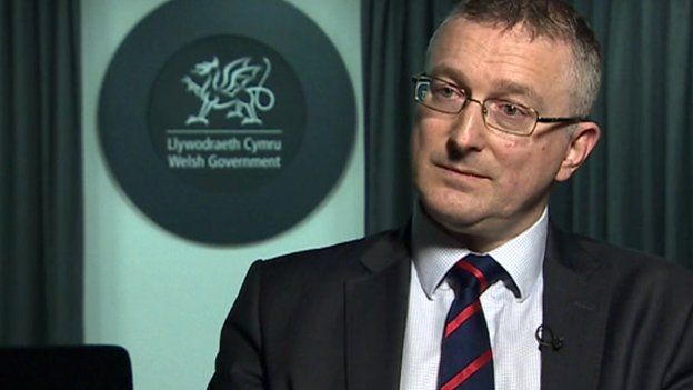 NHS Wales must learn from mistakes, says quality report - BBC News