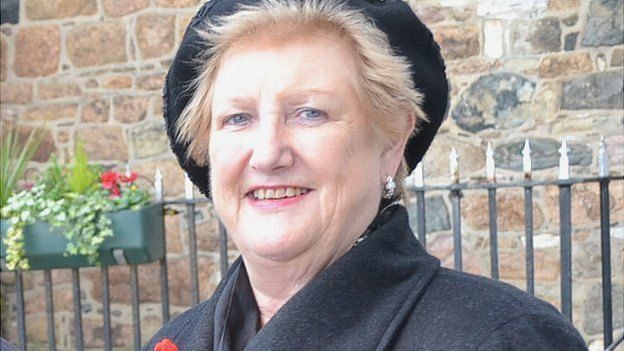 Jenny Tasker returns to island politics - BBC News