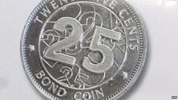 Zimbabwe economy: New coins in circulation for Christmas - BBC News