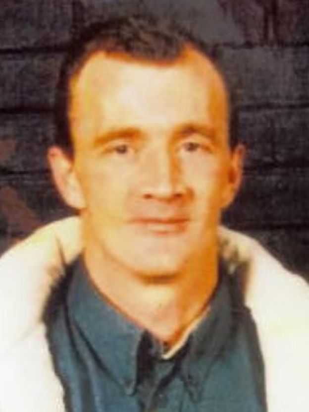 Murder probe after injured Clydebank man John McCallum dies - BBC News