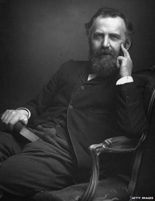 The beauty, the journalist, and the Titanic - BBC News