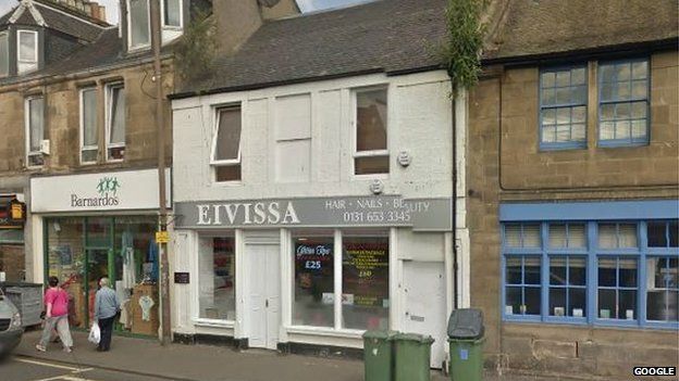 Police investigate fire attack at Musselburgh salon - BBC News