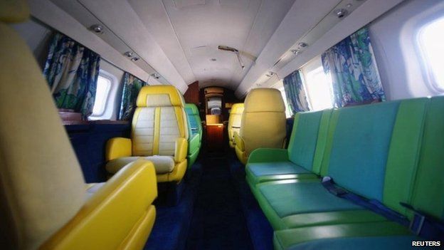 Elvis Presley's private jets up for sale - BBC News