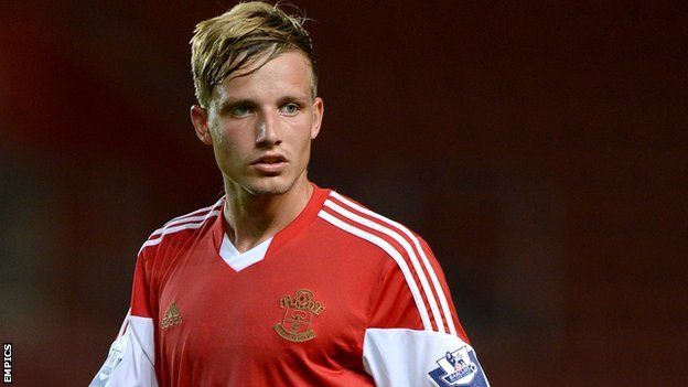 Forest Green: Corby Moore and Charlie Clough agree moves - BBC Sport