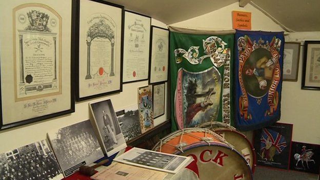 West Belfast Orange Hall: History of loyal orders on display - BBC News