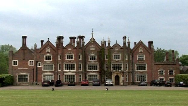 Bernard Matthews announces 90 new jobs in Norfolk - BBC News