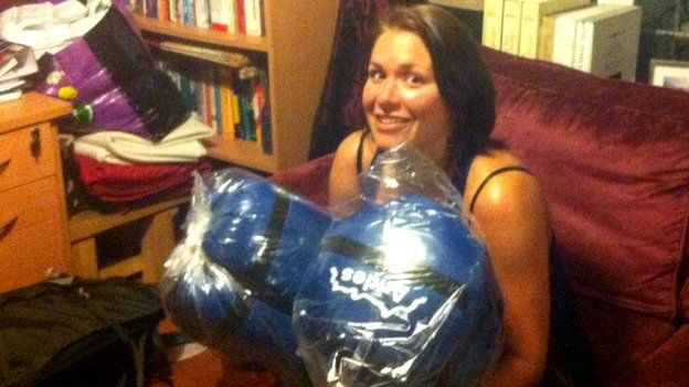 Brighton homeless spur Henfield woman to set up charity - BBC News