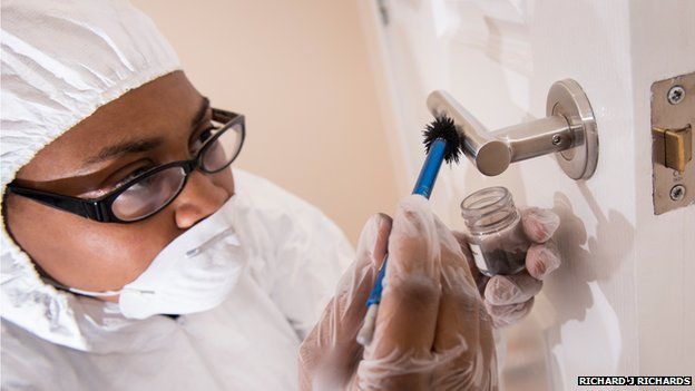 University opens forensic science crime scene house - BBC News