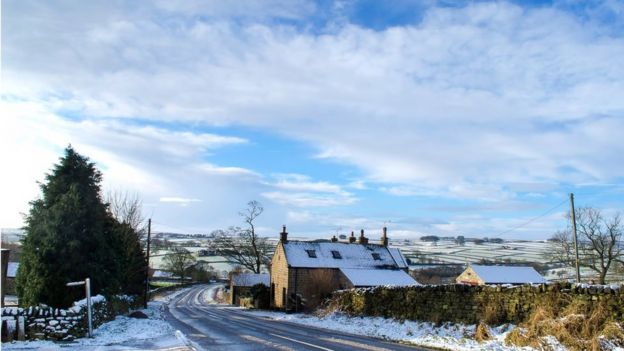 Your photos of the UK snow - BBC Weather