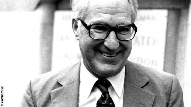 'Only one Sir Jack Hayward' - Mr Wolves in anecdotes - BBC Sport