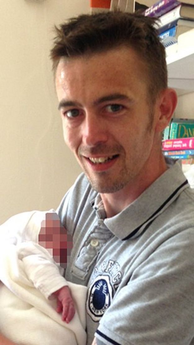 Jon Casey Northampton stabbing: Police search for men involved in ...