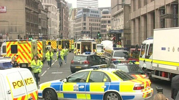 7/7 widow Louise Gray jailed for stealing son's compensation - BBC News