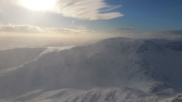 In pictures: Temperature drops across Scotland - BBC News