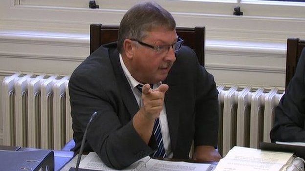 Sammy Wilson reported over 'Je suis Sammy' tweet - BBC News