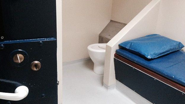 Mentally ill girl's two days in police cell 'heartbreaking' - BBC News