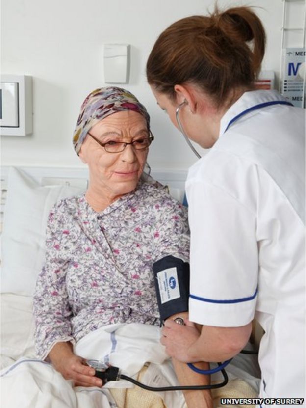 Tutors don masks to boost nurse training - BBC News