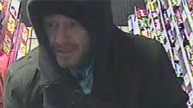 Police link Edinburgh armed robbery attempt to earlier raid - BBC News