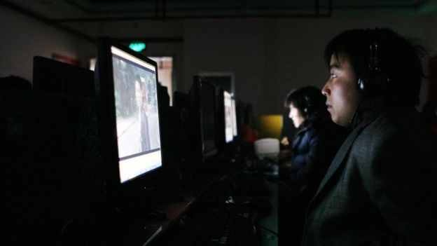 Hola rocked by botnet accusations - BBC News