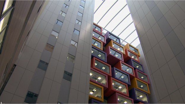 What does new hospital mean for Glasgow? - BBC News