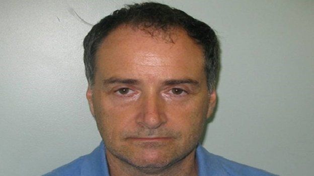 Black cab driver David Perry admits sex attacks - BBC News