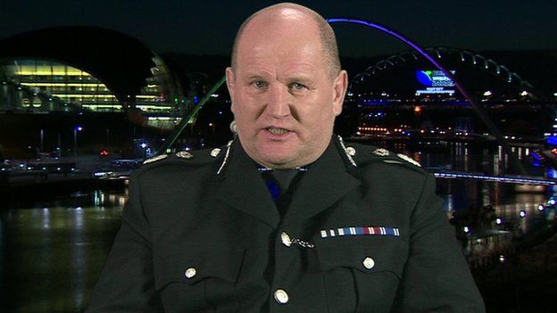 'Innocent people' on police photos database - BBC News