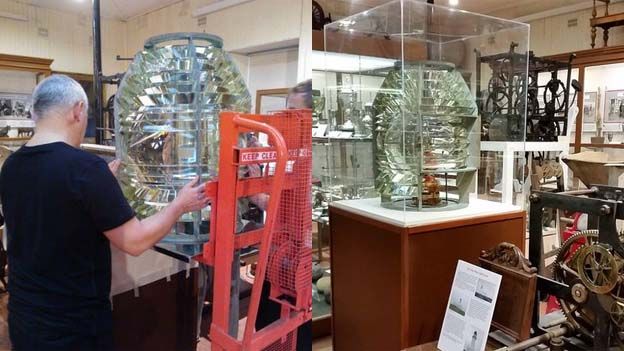 Little Ross lighthouse lens lights up Stewartry Museum - BBC News