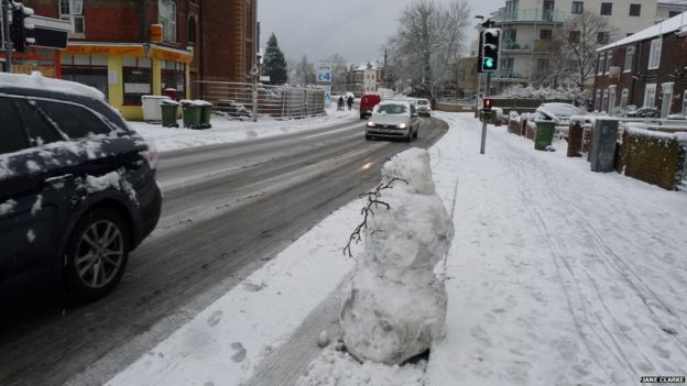 In pictures: UK snow 3 February 2015 - BBC News