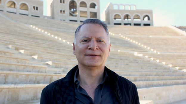 The new Palestinian city that lacks only one thing - BBC News