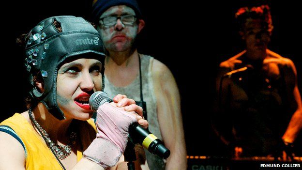 Are there enough professional disabled actors? - BBC News