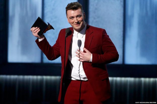 Day in pictures: 9 February 2015 - BBC News