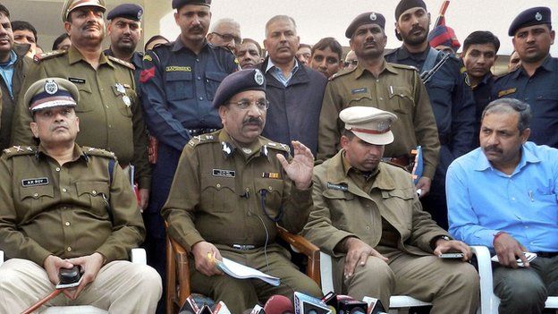 Indian media: Gang-rape 'inaction' - BBC News