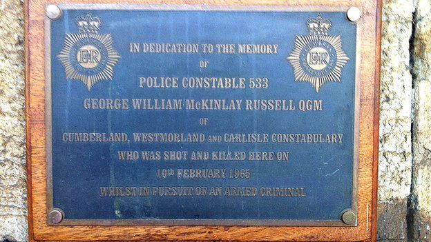 Pc George Russell: Service marks 50th anniversary of officer's shooting ...