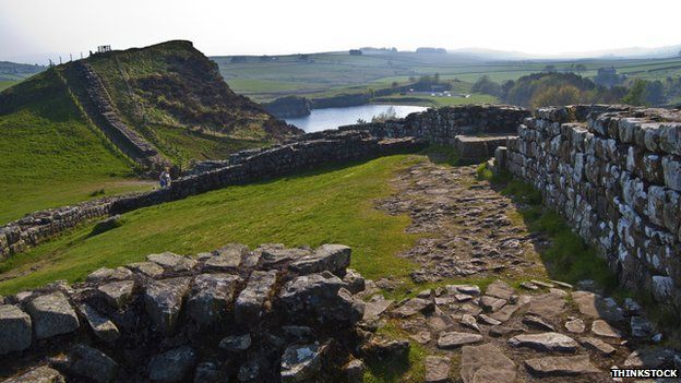 Illegal excavations 'damage' Hadrian's Wall heritage site - BBC News