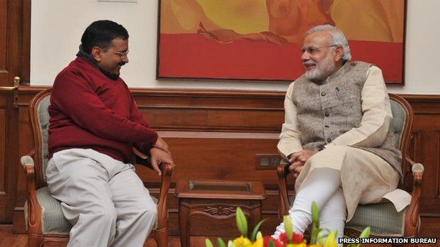 Arvind Kejriwal meets India PM Narendra Modi after win - BBC News