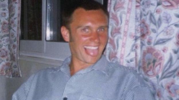 Kenneth Noye, M25 road rage killer, to get parole hearing - BBC News