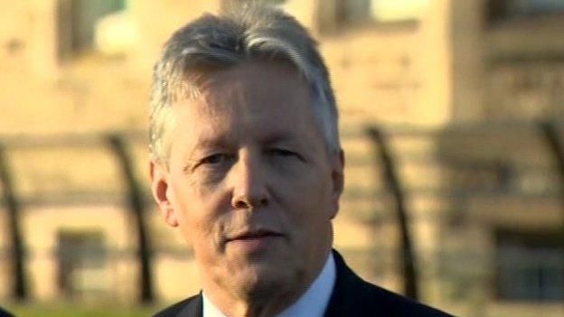 Election profile: Peter Robinson, DUP leader - BBC News
