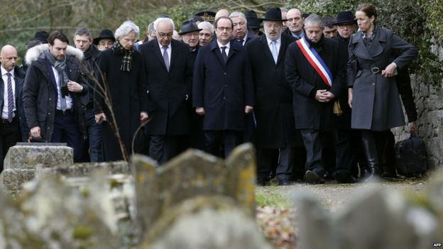 Day in pictures: 17 February 2015 - BBC News