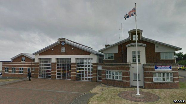 Hampshire to manage Isle of Wight Fire Service - BBC News